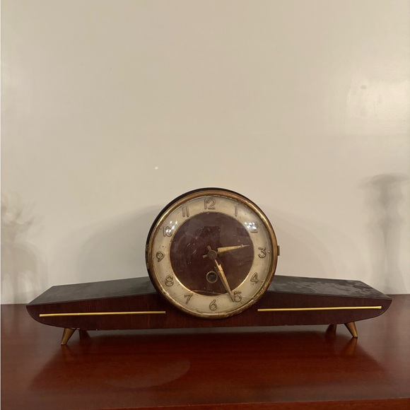 Wall Decor | Vintage Brown And Gold Mantel Clock Mcm | Poshmark
